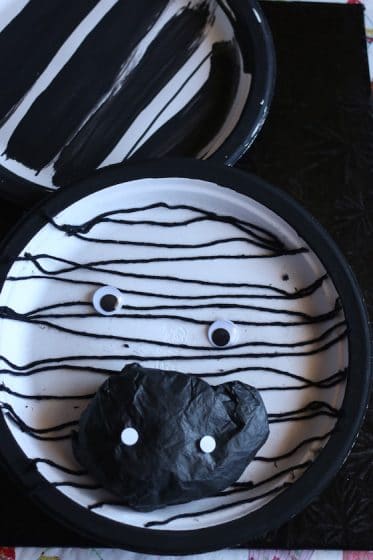 Paper Plate Zebra Craft for Preschoolers - Happy Hooligans